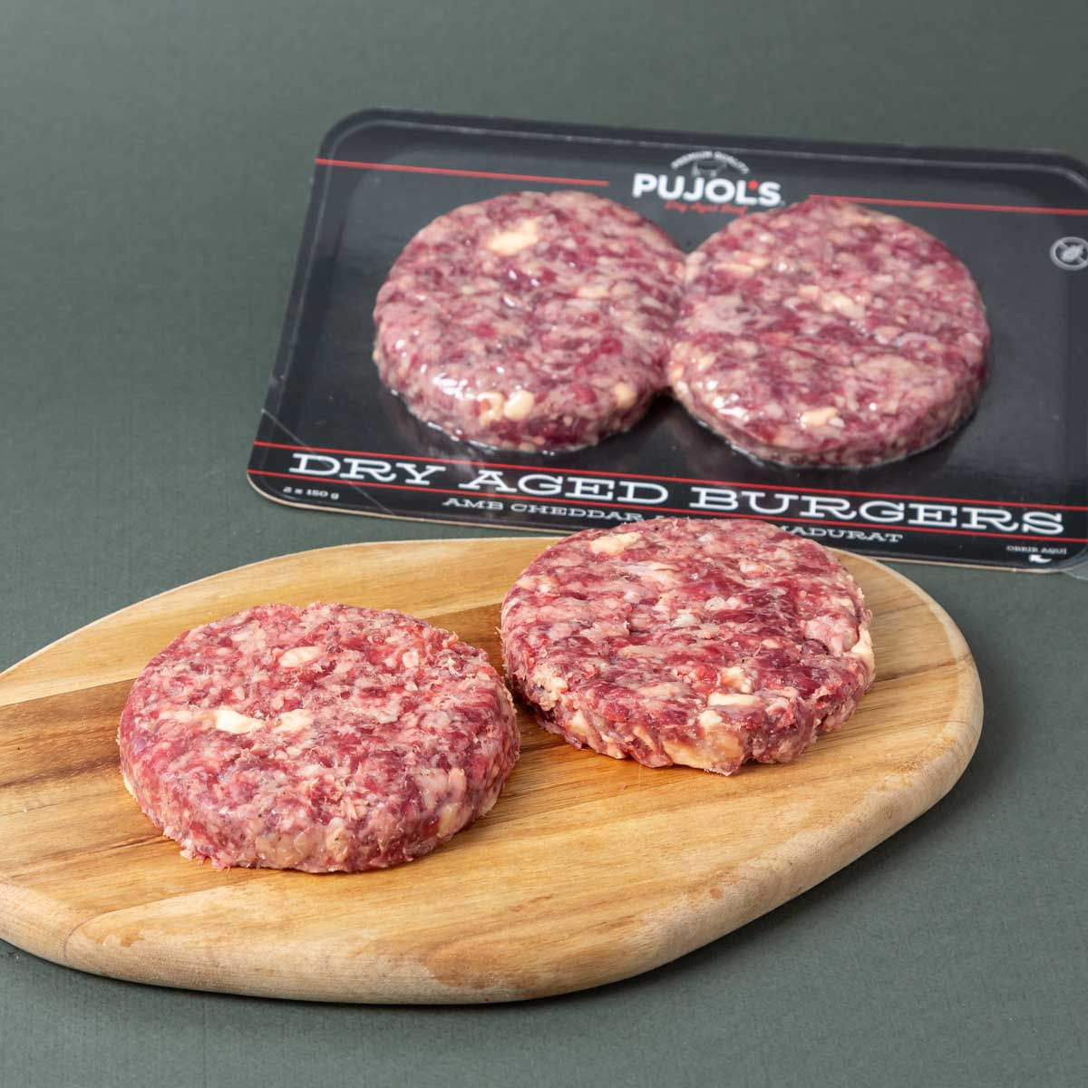Dry aged burgers con cheddar inglés curado Pujol's 150g - 2uds. | Ametller Origen